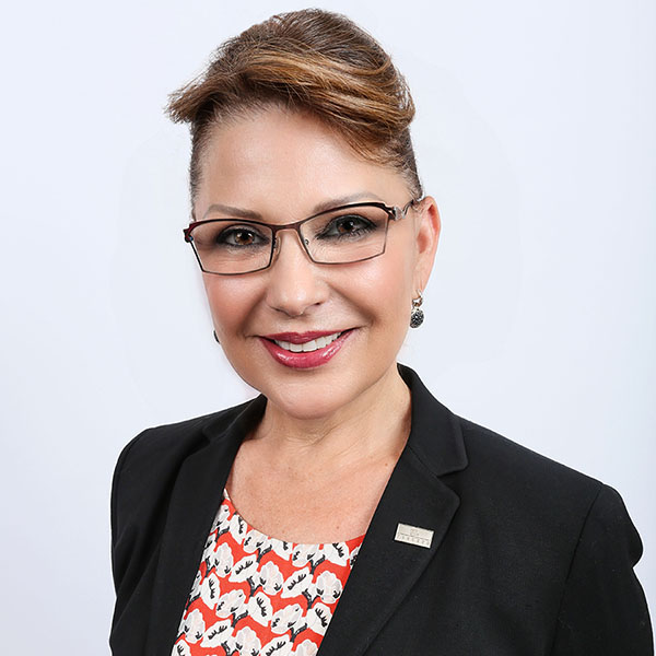 Georgeé Kluck, Miami - Featured Agent Magazine