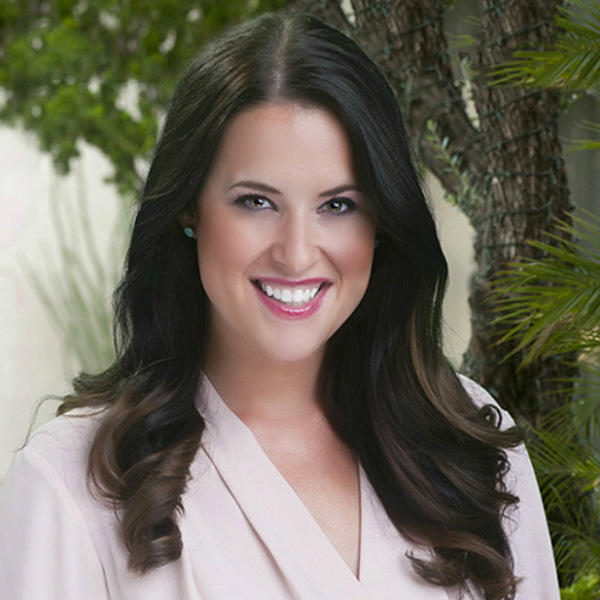 Shannon Gillette, Queen Creek, Arizona - Featured Agent Magazine