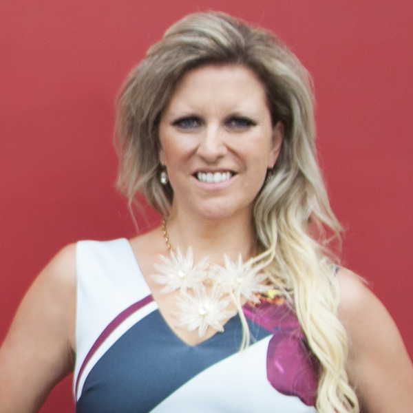 Christin Luckman Guaranteed Rate Chicago Il Featured Agent Magazine