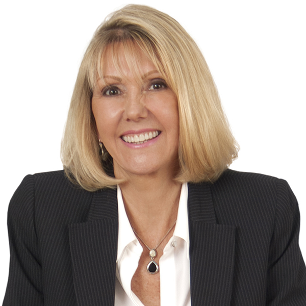 Emily Lott - Featured Agent Magazine