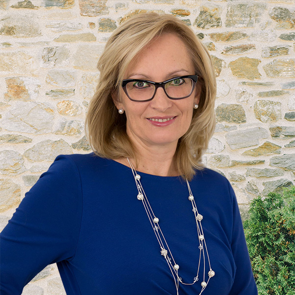 Lidia Adamska - Featured Agent Magazine